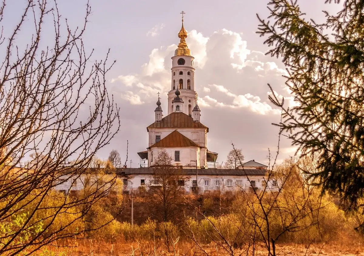 Троице-Знаменскую церковь в Лежневе будут сохранять реставраторы ...